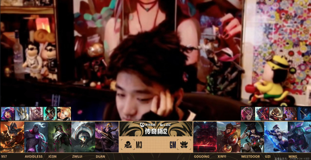 Uzi女警接管比赛送给M3首败！网友：还有全胜的队伍吗？_腾讯新闻