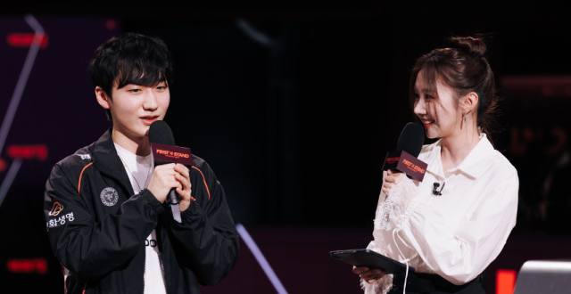 Peanut生涯首次击败Kanavi，复盘不足剑指冠军_腾讯新闻