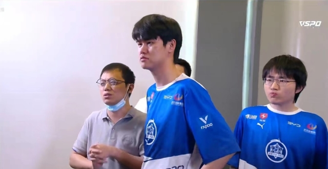 eStar4-1横扫AG，闯入6强！清融3连MVP，有望“1穿5”夺冠_腾讯新闻