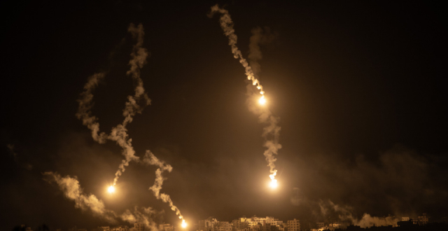 开始巷战？以军称已攻入加沙城中心，哈马斯发言人否认_腾讯新闻