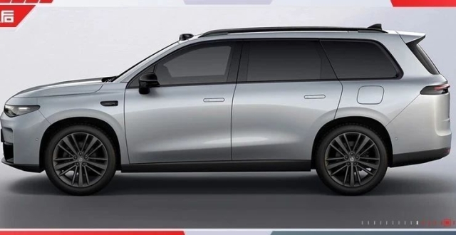 理想平替，车长近5米，配大6座，8295芯片/800V一样不落，顶配不到20万香到爆！_腾讯新闻