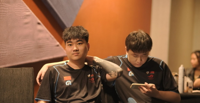 XDD回应不改变PeRo阵容，4AM小海谈永远复出，PCL能否自我救赎_腾讯新闻