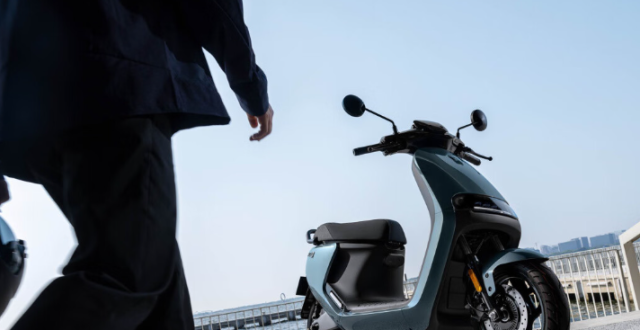 九号电动车 E80c MK2 发布：5 英寸全彩 TFT 屏，6499 元起_腾讯新闻