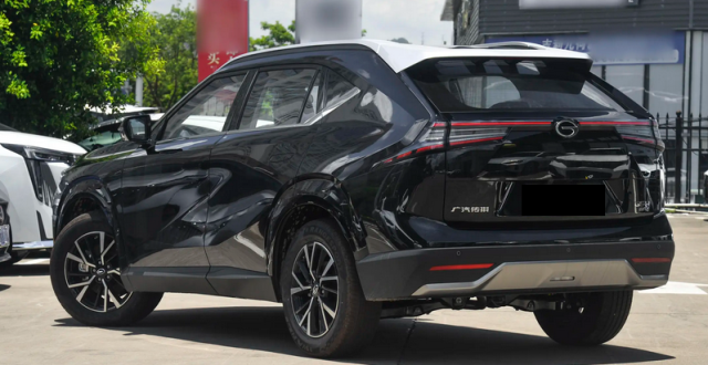 10万级紧凑型SUV，油耗6.8L，空间实用，广汽传祺GS4值得入手吗？_腾讯新闻