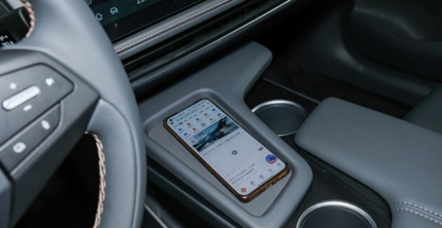 4月深蓝SL03交付7756辆 累计交付突破5万辆_腾讯新闻