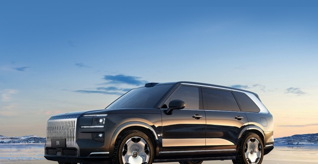 “9系”SUV市场热闹了 四款新车来袭 智己LS9有望四季度发布_腾讯新闻