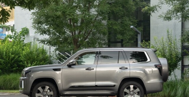 售价25.98-28.58万元 北京BJ60雷霆上市_腾讯新闻