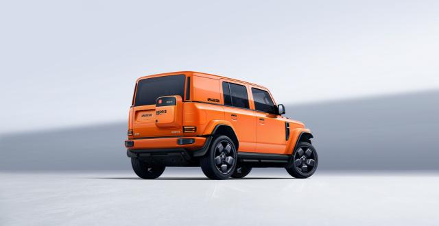 下一个经典 能将情绪拉满的iCAR V23上市9.98万起_腾讯新闻