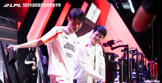 WBG惨败WE，zdz青钢影各种白给，粉丝开始想念Theshy_腾讯新闻