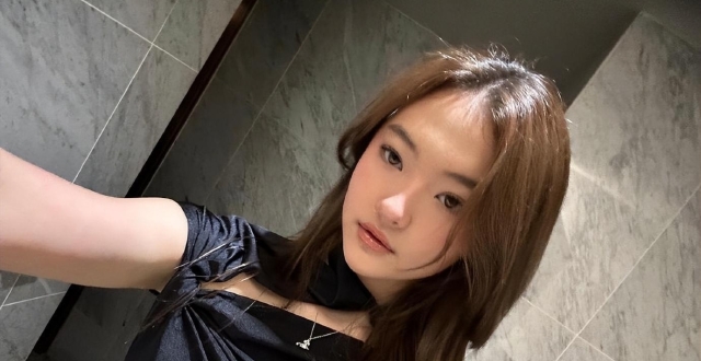 Teddy新女团，成韩网热门话题，她有Jennie的气场，她是财阀孙女_腾讯新闻