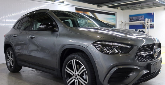 奔驰新GLA 2.0T实拍曝光！双外观套件 尺寸加长_腾讯新闻