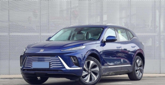 别克掀桌子了，中大型SUV仅16.99万起，轴距2954mm，好看也好开_腾讯新闻