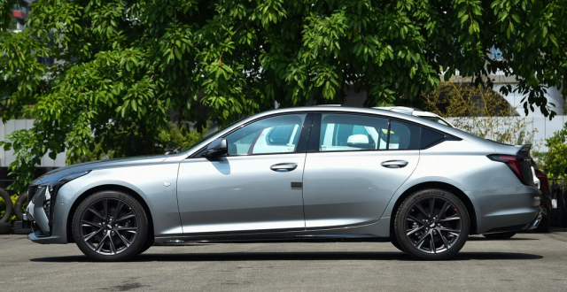 凯迪拉克CT5购车手册来了，四个型号各有特色，入门即高配_腾讯新闻