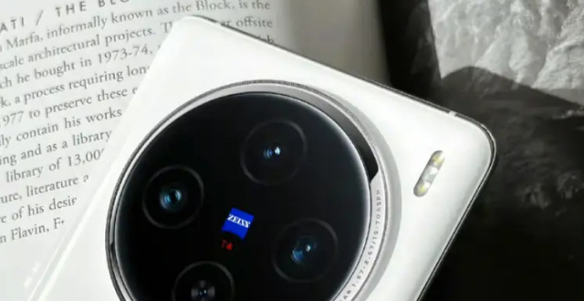 名称再确定，vivo X100S系列和vivo X100 Ultra或下月同台发布_腾讯新闻