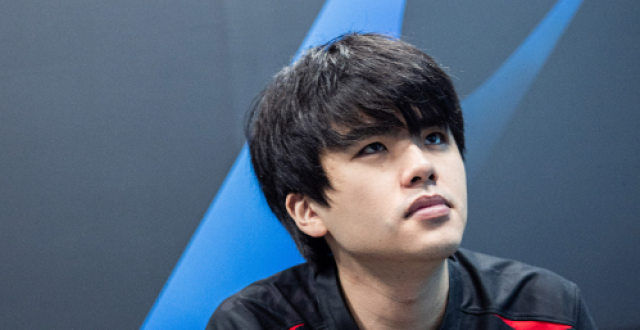 LPL榜首之争：JKL迎战Ruler，Rookie大战Knight！_腾讯新闻