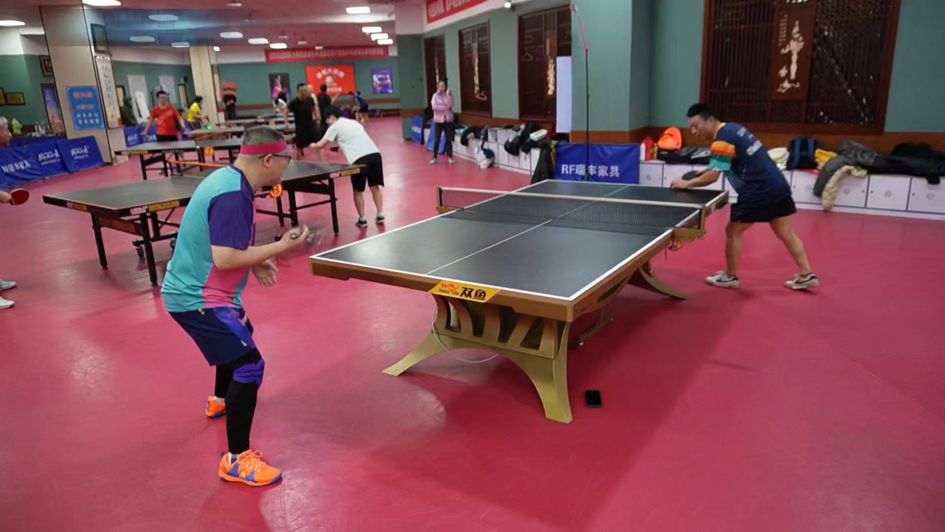 看看1600多分选手里面的精英有多厉害，发球抢攻百发百中_腾讯新闻