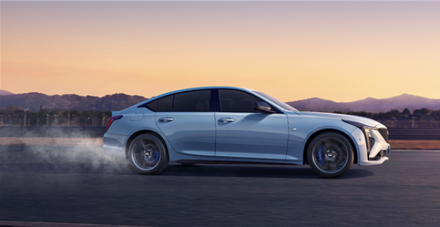 2.0T后驱还带大溜背！凯迪拉克CT5限时一口价21.59万元起_腾讯新闻