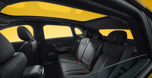 预售10.58万起 零跑Lafa5如何定义Z世代“高颜值运动轿跑”新标准？_腾讯新闻