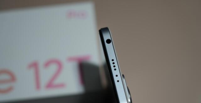 Redmi Note12T Pro开箱简评：送给LCD爱好者的礼物_腾讯新闻