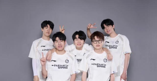 “BLG曝光IG训练赛”火了，Rookie压制Knight，官方紧急下架视频_腾讯新闻