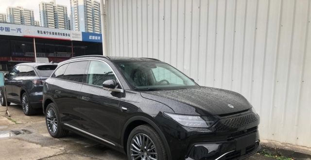 全新零跑C11配置曝光，全系8295座舱，增激光雷达+FSD减振_腾讯新闻