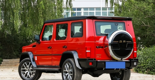 售价34.8万元，匹配3.0T+8AT，北京BJ80自尊型怎么样？_腾讯新闻