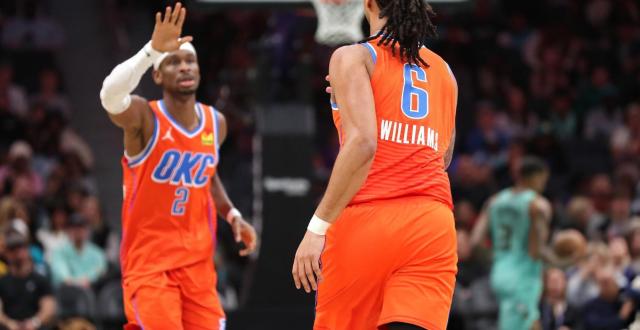 雷霆10连胜稳居西部第一！冲击队史最长连胜纪录 亚历山大剑指MVP_腾讯新闻