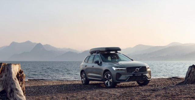 沃尔沃XC60峡湾版来了！提供露营套装，安全智能，售价45.89万元_腾讯新闻