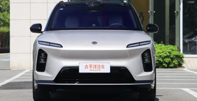 新款蔚来ES6上市，卖26.80万起！NOMI更灵活，换电依旧遥遥领先？_腾讯新闻