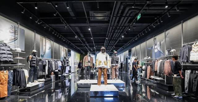 南京体育消费节·金秋季于IFCX丨新力场正式启幕新街口门户地标全新升级焕新亮相_腾讯新闻