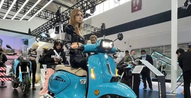 2025北京摩展丨电子油门铁壳羊，13980元起MBP铁子上市_腾讯新闻