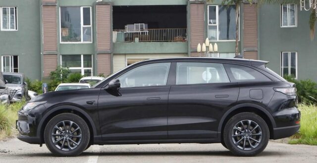 家用混动SUV之争 欧尚Z6智电iDD对比零跑C11增程版_腾讯新闻