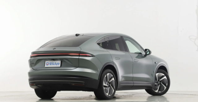 全新蔚来EC6正式上市 售35.80万元起/16日起陆续交付_腾讯新闻