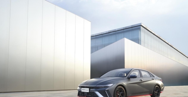 十万出头合资家轿，伊兰特N Line即将上市，搭载1.4T+7DCT_腾讯新闻