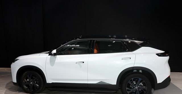 预售13万元起 续航里程518km 东风风神L7纯电版最快年内上市_腾讯新闻