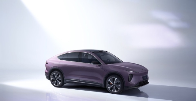 将优雅进行到底，蔚来全新EC6售35.8万元起_腾讯新闻