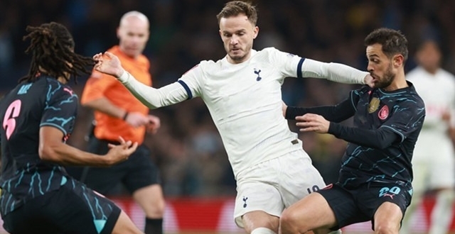 英超焦点！热刺主力理查利森缺席，曼城能否趁机抢分登顶？_腾讯新闻