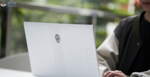 雷神ZERO 911深度体验：13代i9HX＋4060真香本_腾讯新闻