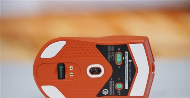 299元起！雷神ML9 mini星闪鼠标图赏：支持三模连接_腾讯新闻