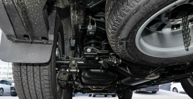 搭载2.4T+8AT动力总成，零百提速8.5秒，全新一代雷克萨斯GX上市_腾讯新闻