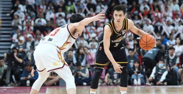 CBA总决赛G2！浙江队要想击败辽宁扳回一城，王世龙需要做好4点_腾讯新闻