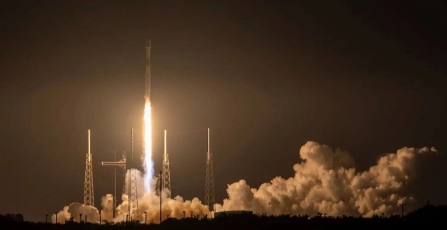 SpaceX发射第166批星链，21飞打破复用纪录_腾讯新闻