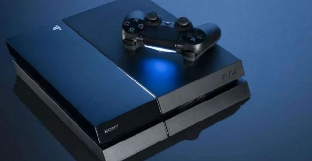 销量破亿！索尼PS4是如何赢下第八世代主机大战的？_腾讯新闻