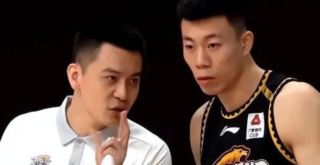 今晚！CCTV5不转，2大平台直播CBA辽篮VS南京，杨鸣如何使用张镇麟？_腾讯新闻