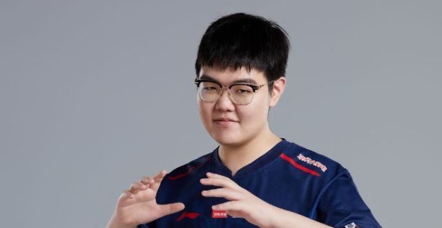 LPL春季赛3月5日首发名单，369上路对阵shanji_腾讯新闻