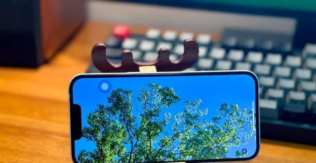 最强备用机！1000多元iPhone 13上手体验，还怕不香？_腾讯新闻