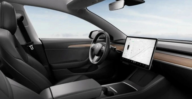 消息称国产特斯拉 Model 3 电池升级，从 60kWh 升级为 66kWh_腾讯新闻