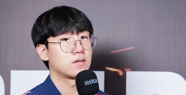 还是忘不掉前女友？韩网热议Ruler“地下恋情”，JDG官宣新教练！_腾讯新闻