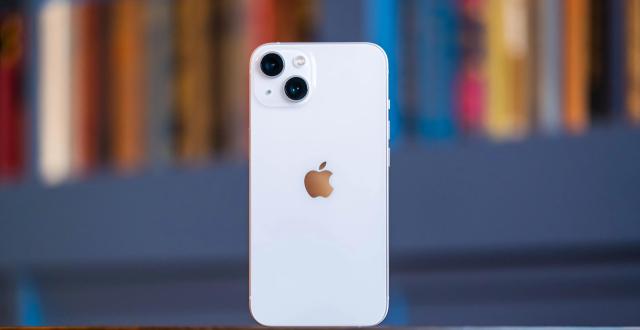 iPhone 13跌至半价销量暴增10倍？真相揭秘！_腾讯新闻