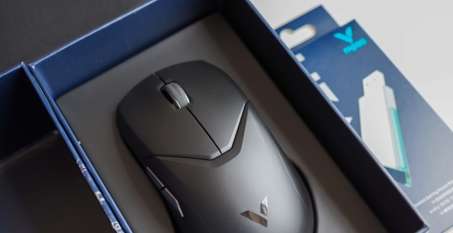 雷柏VT9高性价比旗舰级配置，4KHz回报还支持无线充电_腾讯新闻